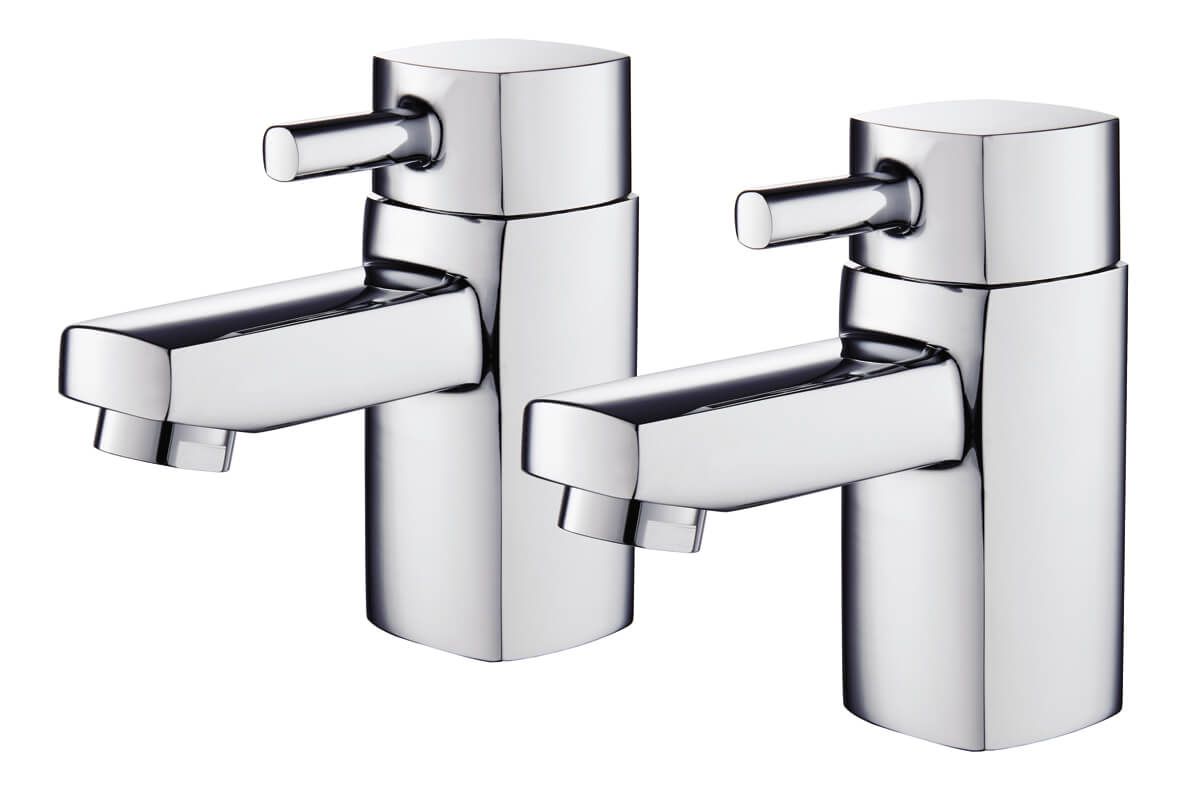 Lecico Mirimar Pair Of Chrome Bath Pillar Taps