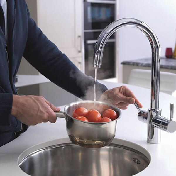 Insinkerator 3N1 J Spout Hot Filtered Tap With NeoTank And Filter